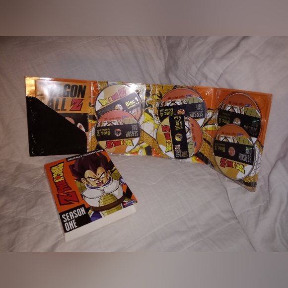 Funimation | Media | Dragon Ball Z Season One Vegeta Saga Dvd Set 6 ...